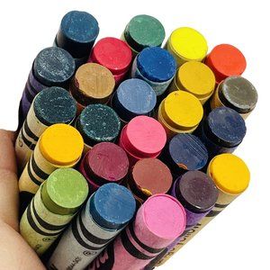 Crayola | Office | 25 Retired And Hard To Find Crayola Crayon Collector ...